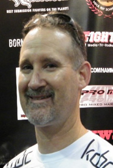 Official Website of Louis Velazquez